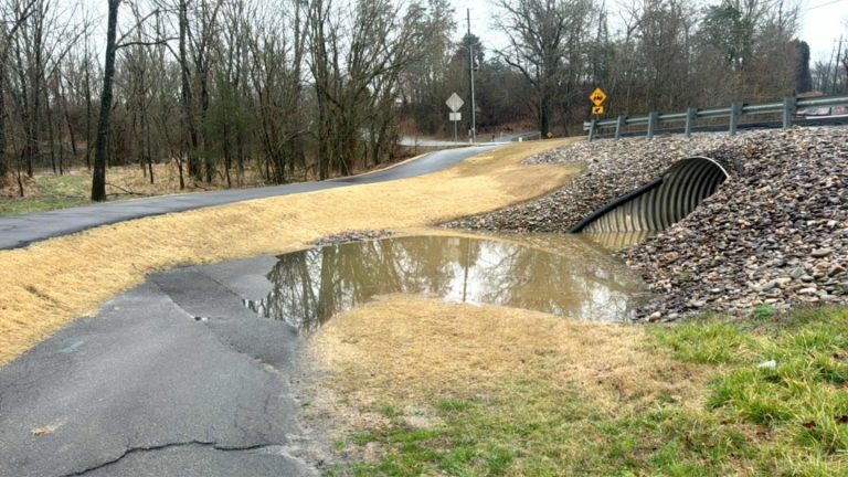 CLOSING ALERT - Golf course closed due to flooding - Smokies Live